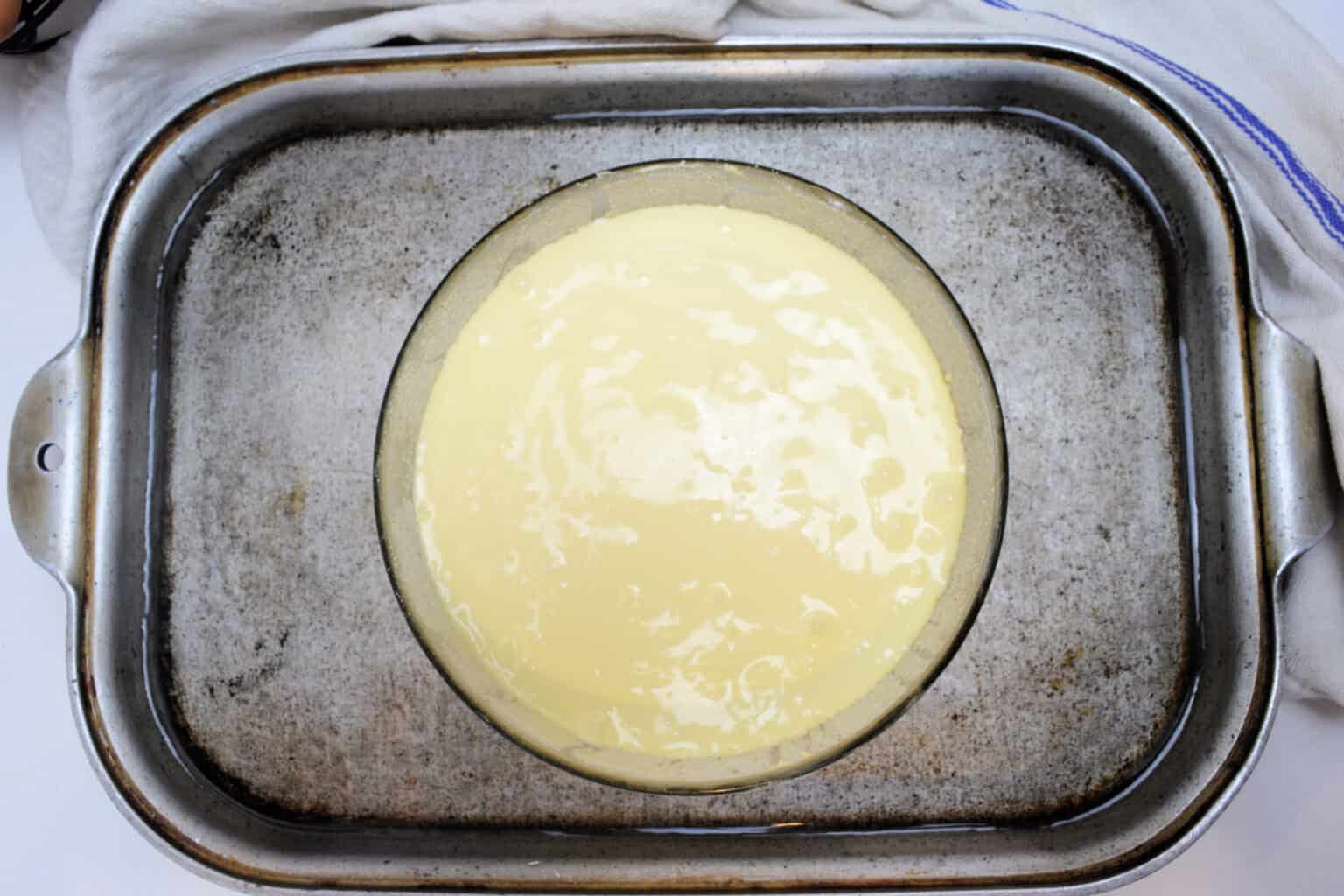Simple New York Style Cheesecake Recipe (No Springform Pan) - Idies Farm
