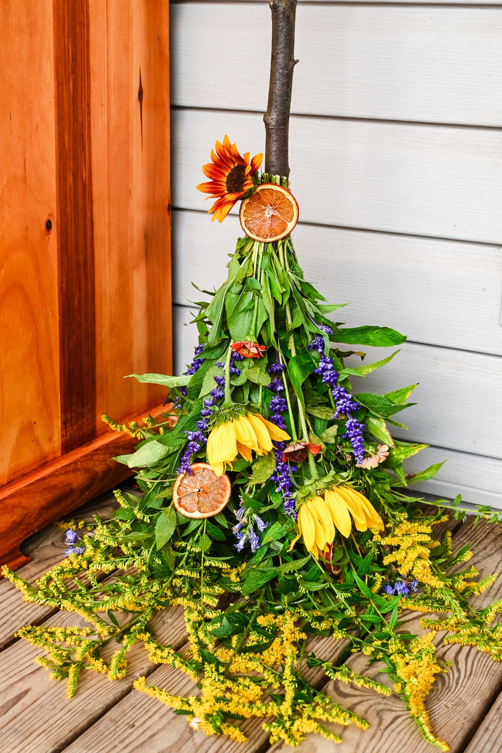 DIY Rustic Fall Broom Decor (Made with Fresh or Dried Flowers) - Idie's ...