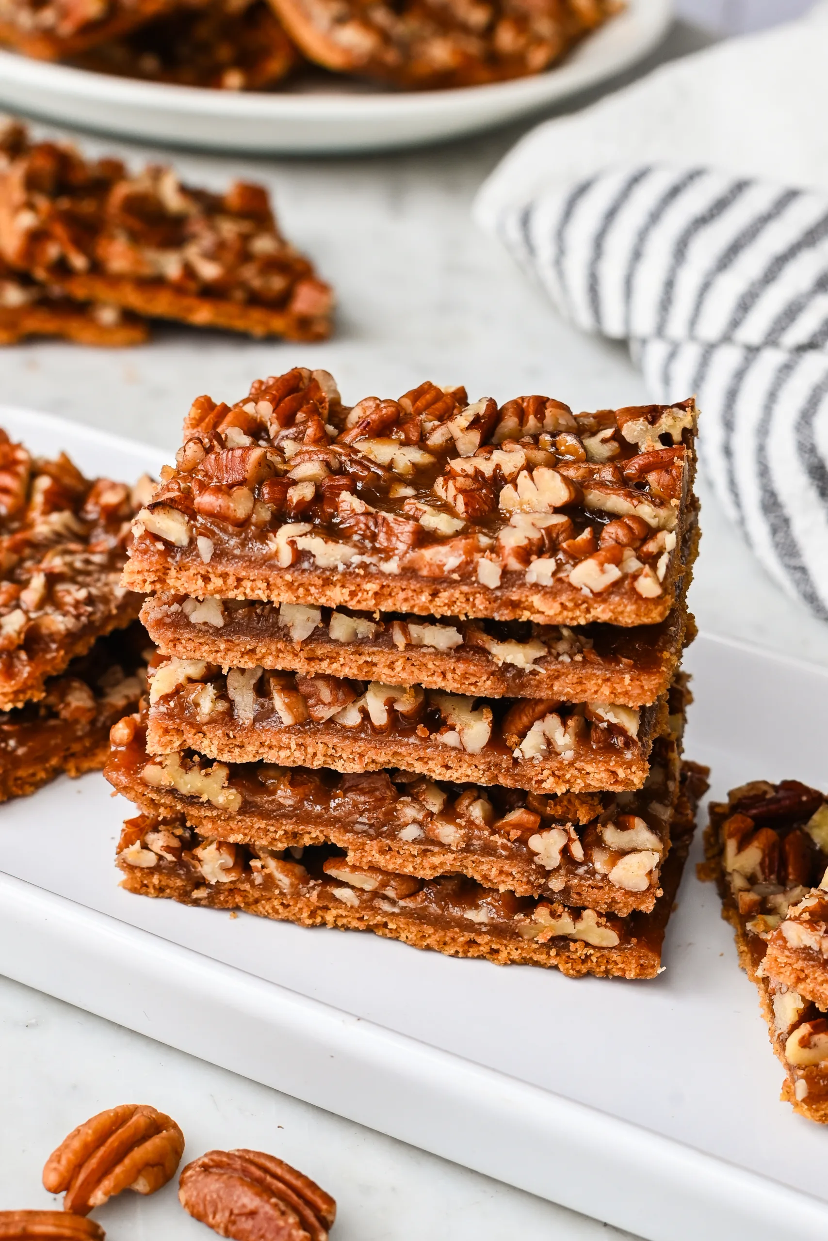 Pecan Pie Bark Recipe (Easy Graham Cracker Toffee) - Idie's Farm